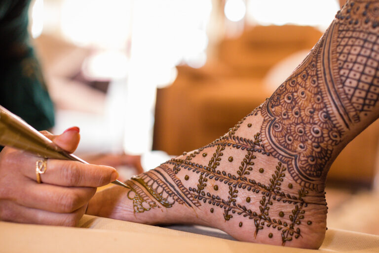 leg mehndi design - mehndidesignes.in